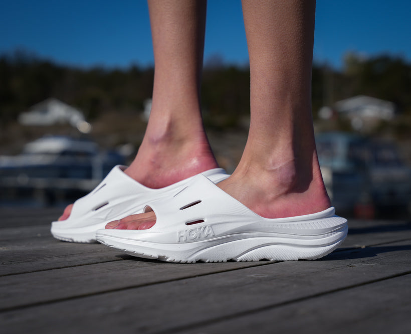 Hoka Slippers og Sandaler – Framsport
